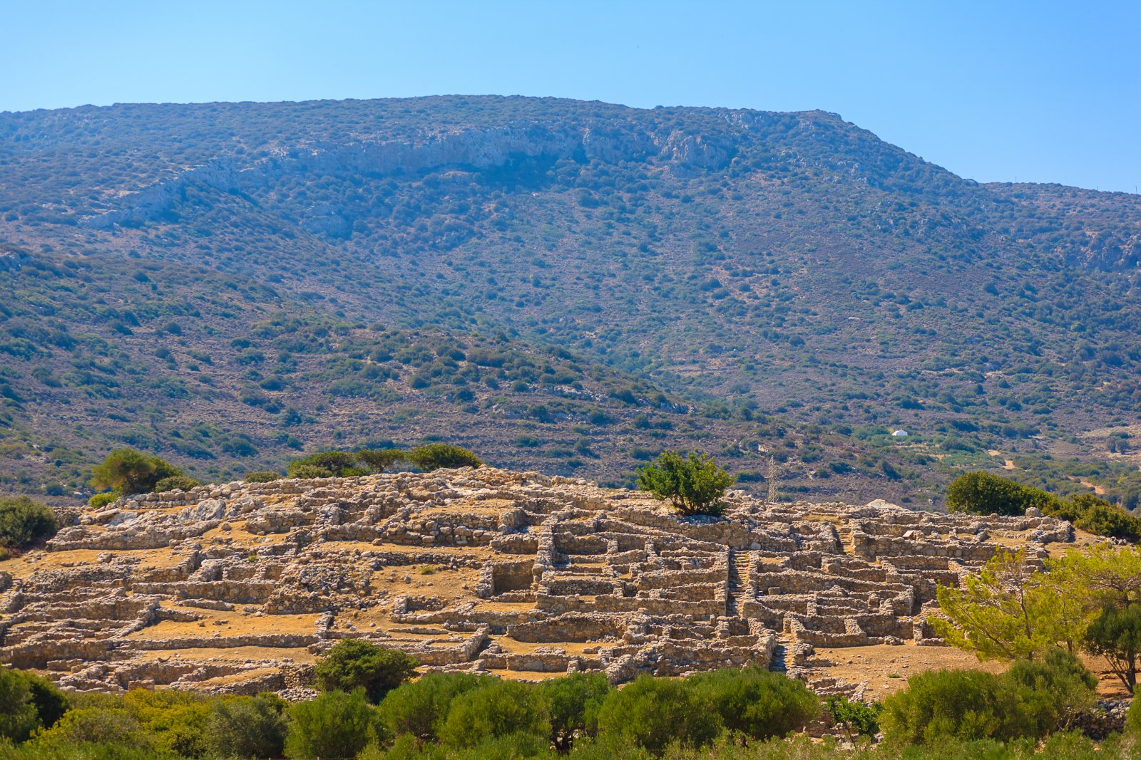 Древният град Гурния — Loyal Travel